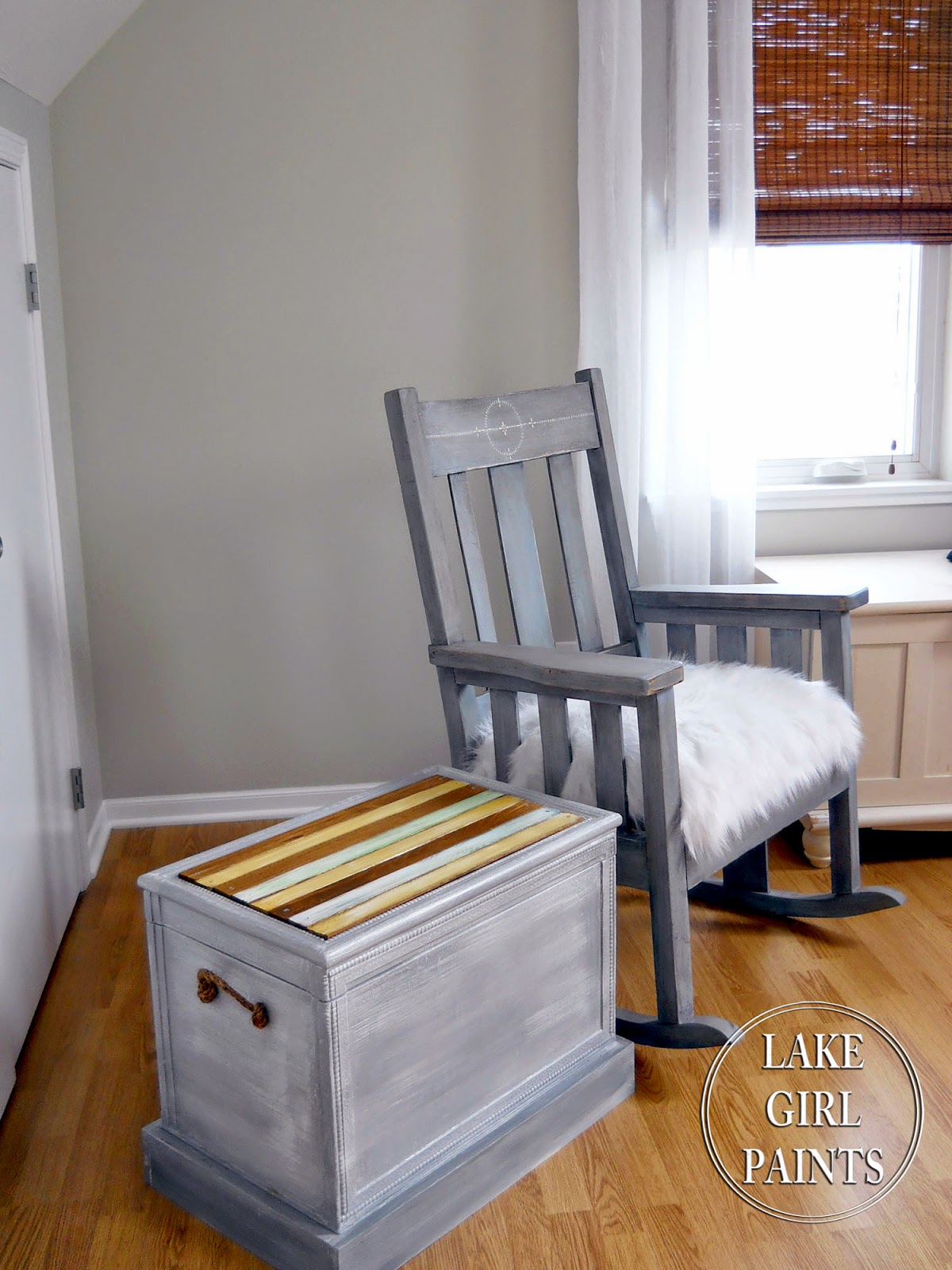 Lake Girl Paints: Toy Box Makeover - Now Storage For Any Room