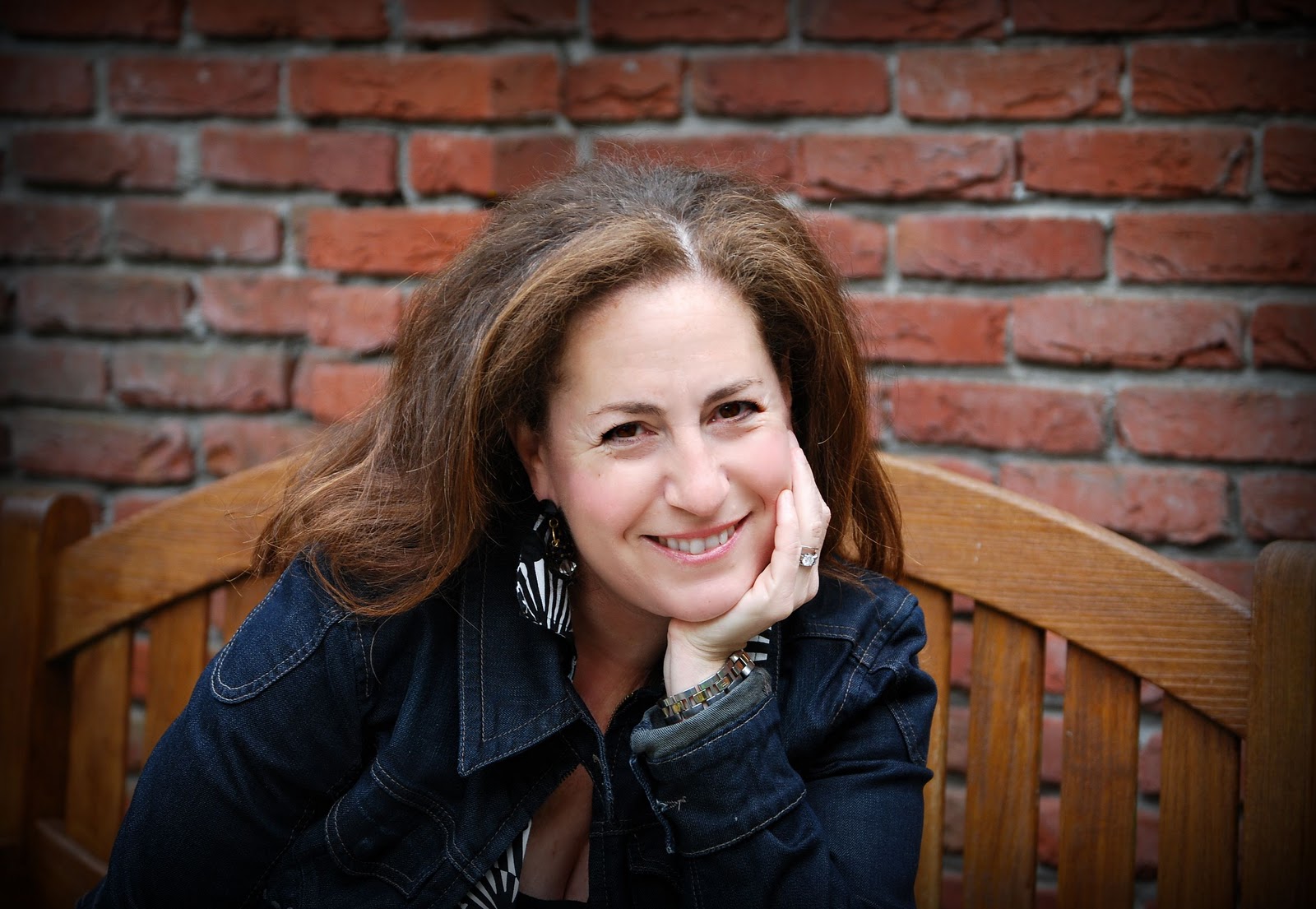 A Peek at the Creative Space of Linda Ravin Lodding - Jennifer ...