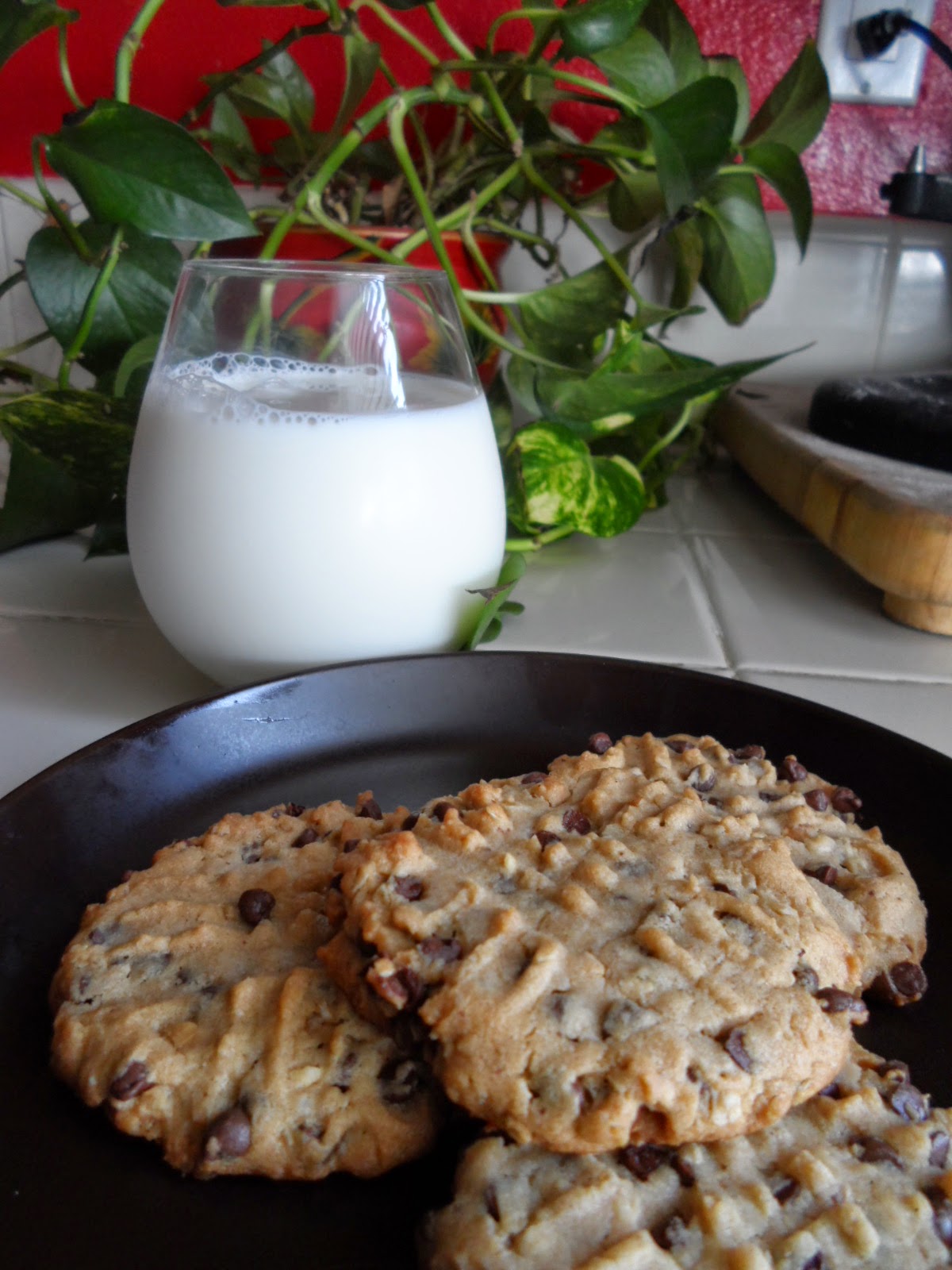 Who's Coming to Dinner?: Peanut Butter Oatmeal Cookies