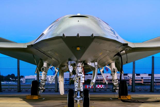 Asian Defence News: Boeing Reveals Its Design for Navy's Unmanned Tanker