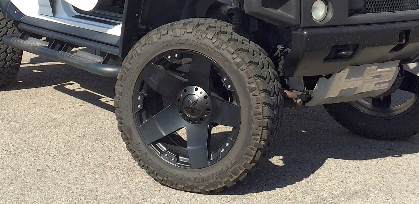 On the Road With Zoom: Customized Hummer H2 with Lambo Doors