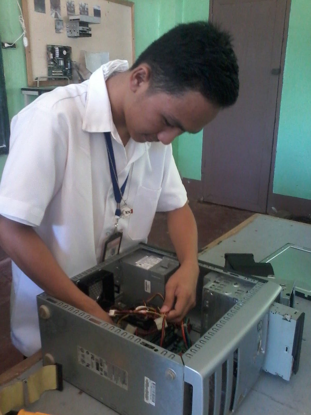 Portfolio in TLE 10; Computer System Servicing: How to Disassemble and ...