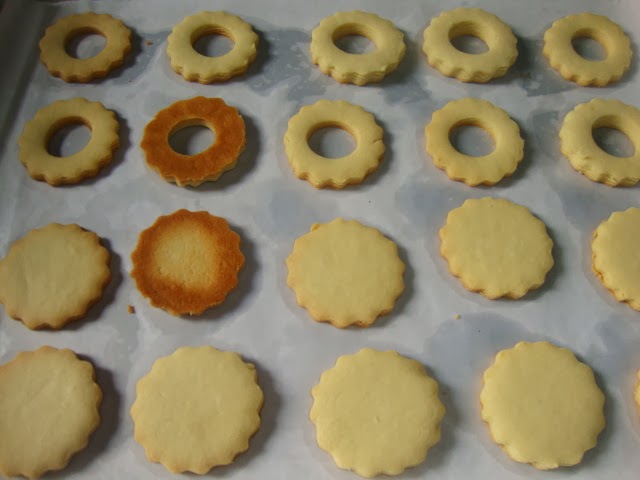 Cooking Delights: Jim Jam cookies