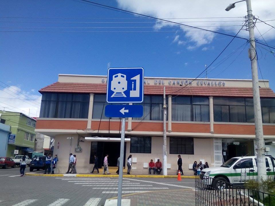 AUTOR BIOGRAFIA ~ CANTON CEVALLOS