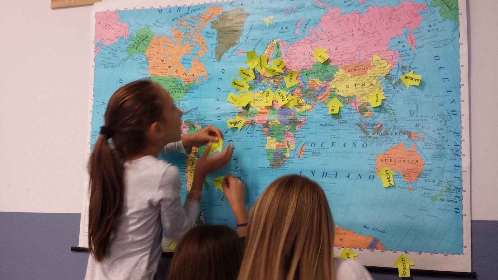 Miss Alex English Teacher: LET'S PLAY AND LEARN GEOGRAPHY!