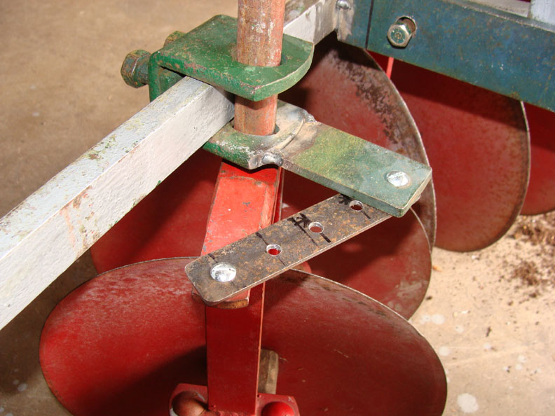 Gardening: Garden Tractor Disk Harrow - Progress 5