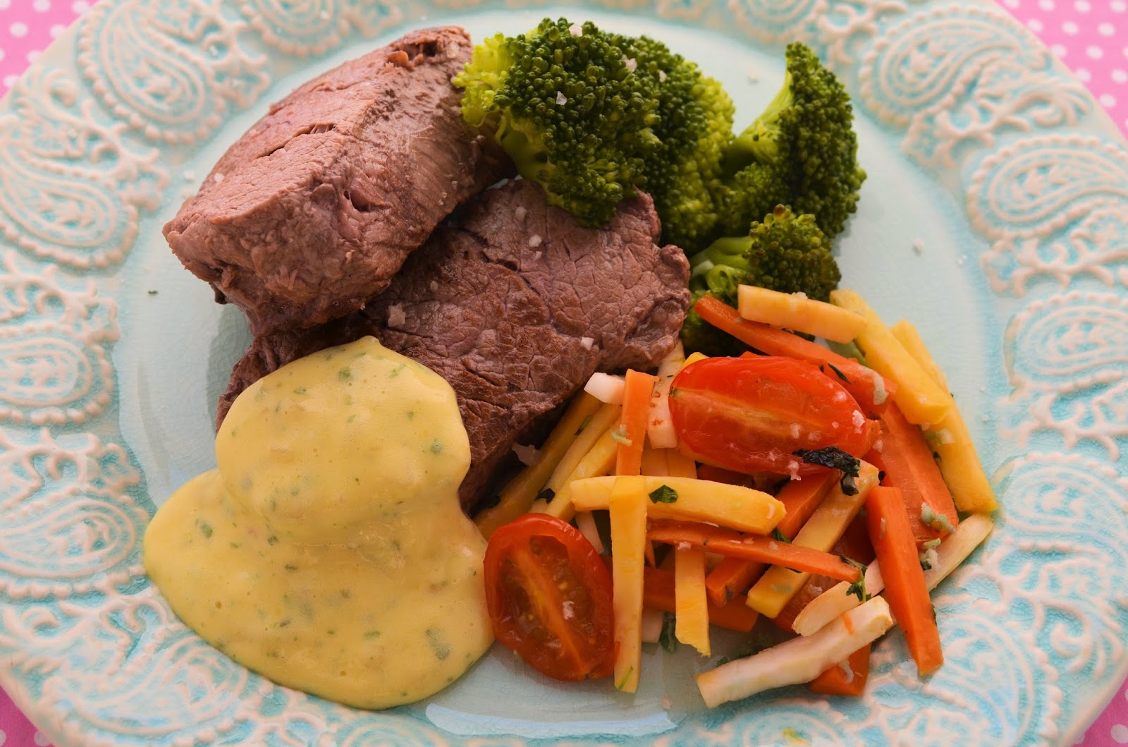 Helande Mat!: Oxfilé med Béarnaisesås och Ugnsrostade Rotsaker