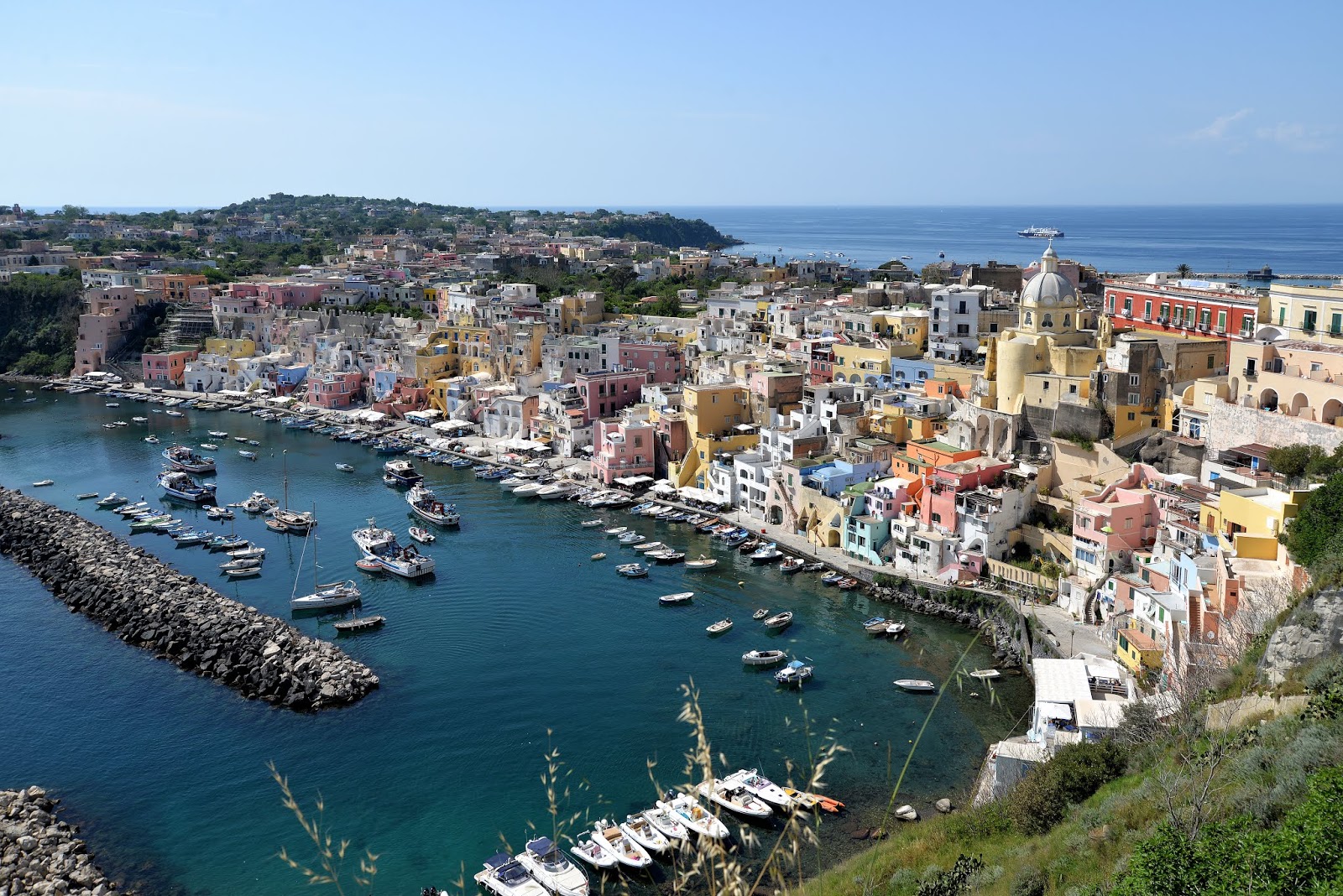 Endless Traveling Map: The Pastel Colors of Procida, Italy