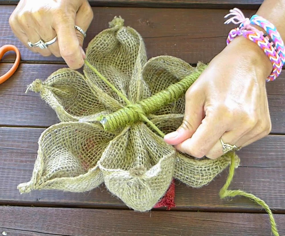 EasyMeWorld: Burlap Sunflower Tutorial