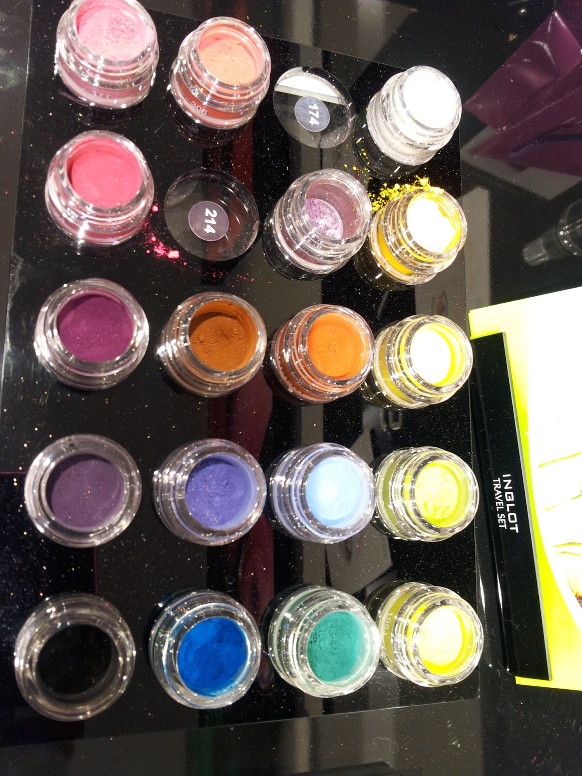 Mecapp: Inglot Cosmetics: il party di primavera