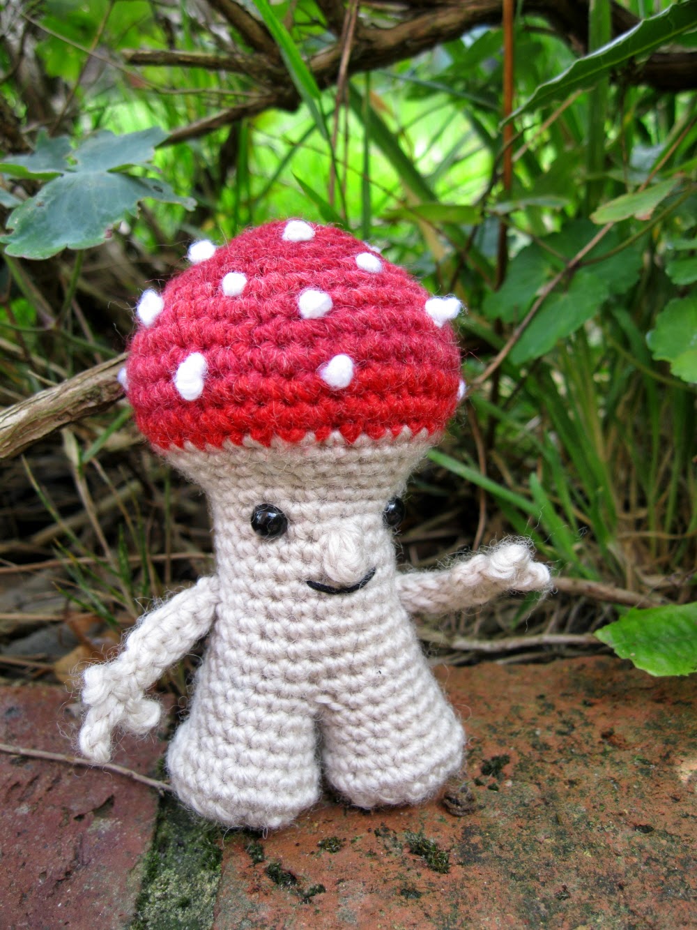 LucyRavenscar - Crochet Creatures: Yarnbomb Creatures