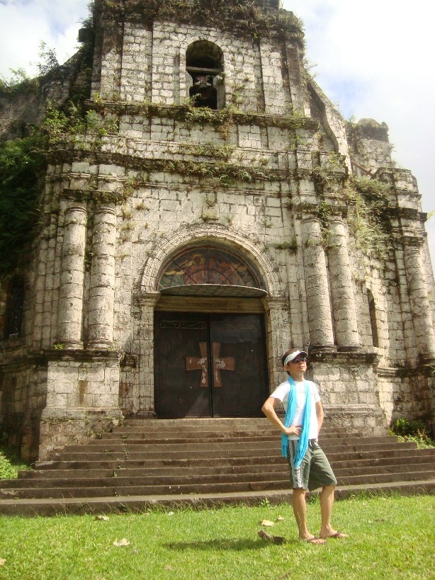 LakbayLoyd: Visita Iglesia - Churches in the Philippines - Luzon