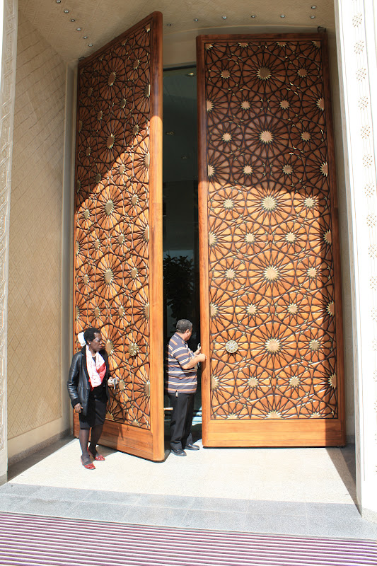 Mary Jo's Life Has Finally Begun: Arab Fund Building - Outside Kuwait ...