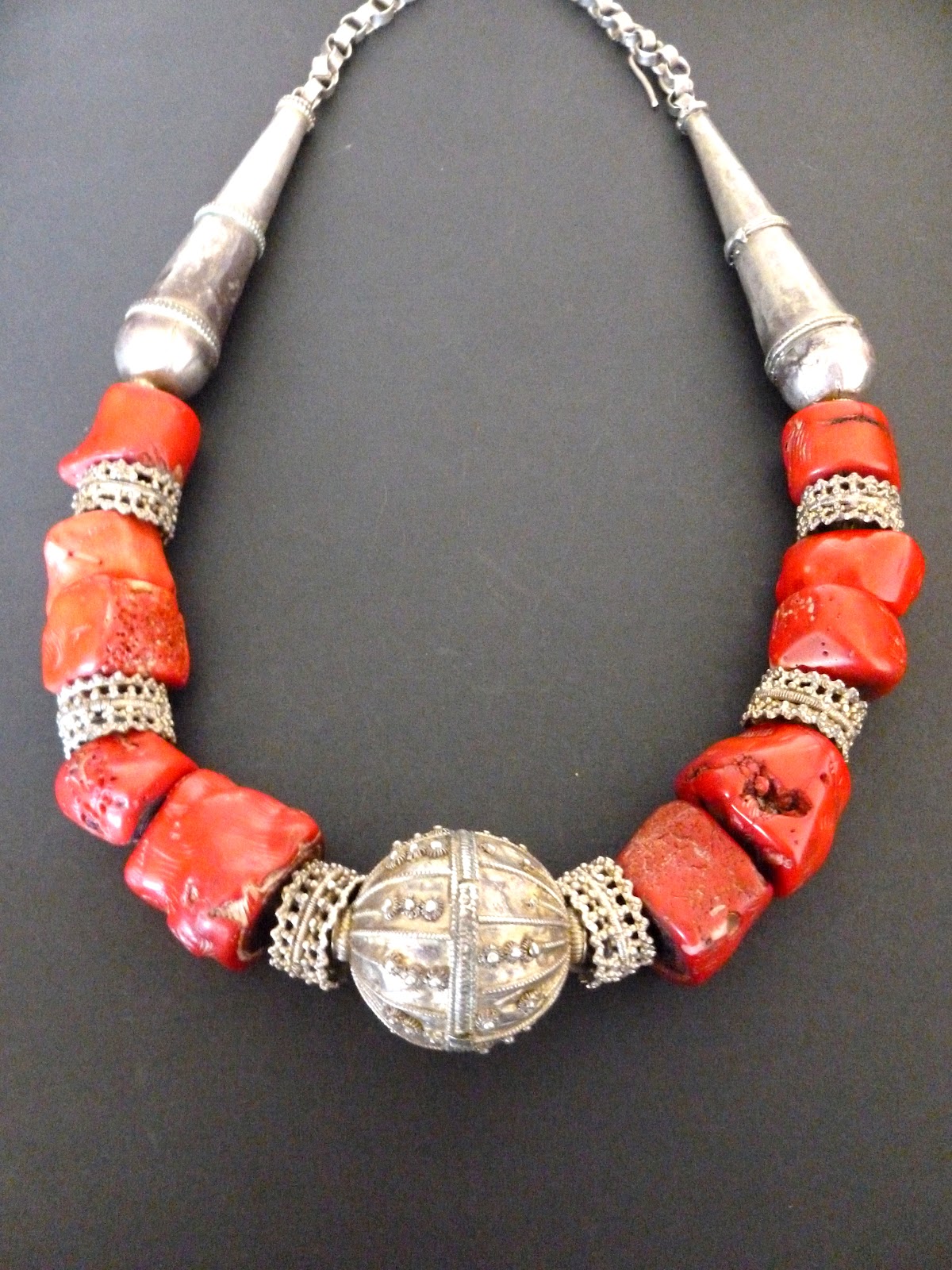 Emprova't Barcelona!: Maxi ... Maxi ... Maxijewelry