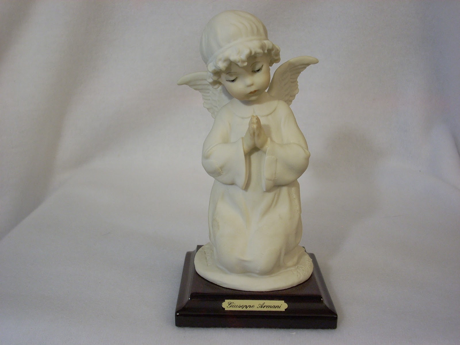 Armani Figurines Collection for Sale: 23 Giuseppe Armani Porcelain ...