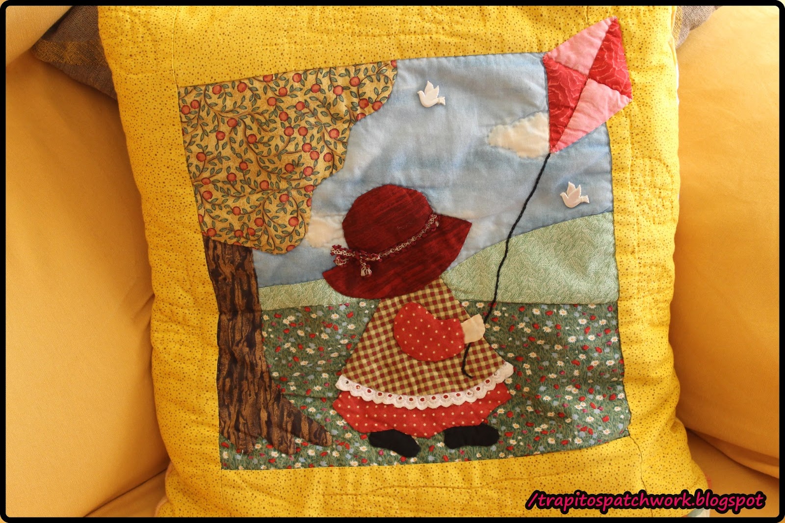 Trapitos patchwork: Cojines-manta (2)