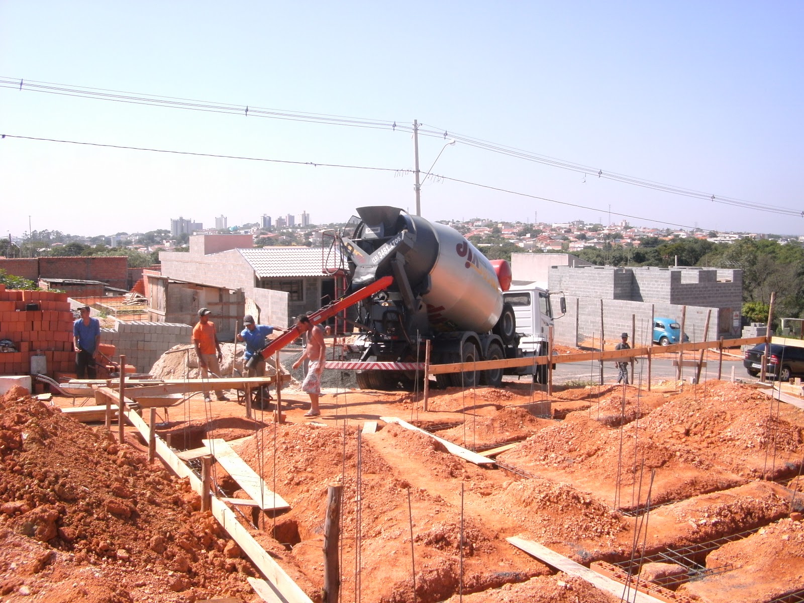 Sumaré - Residencial Guaíra: CONCRETAGEM DA FUNDAÇÃO