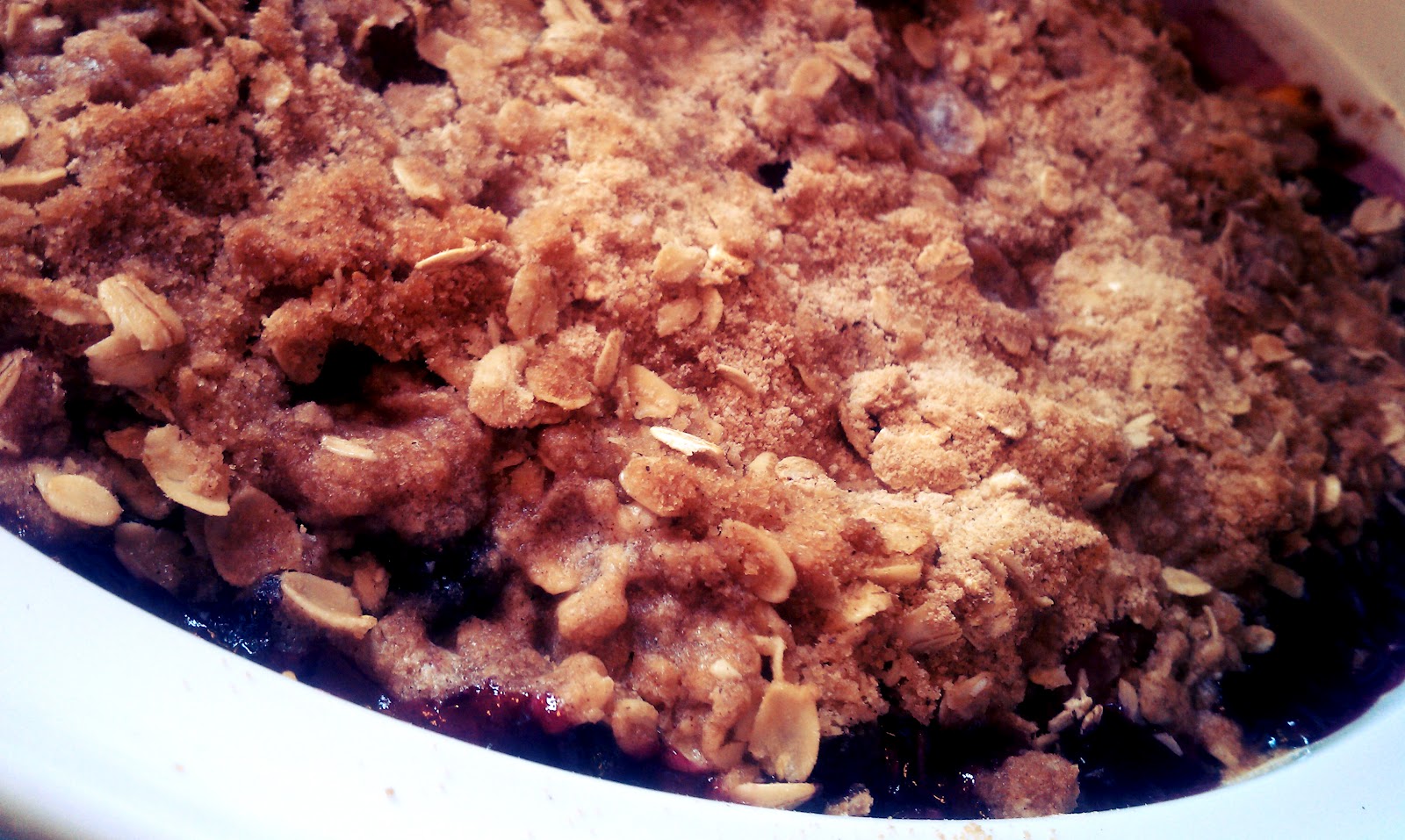 The Gastronomic Mommy: Stone Fruit Summer Crisp The Gastronomic Mommy: Stone Fruit Summer Crisp