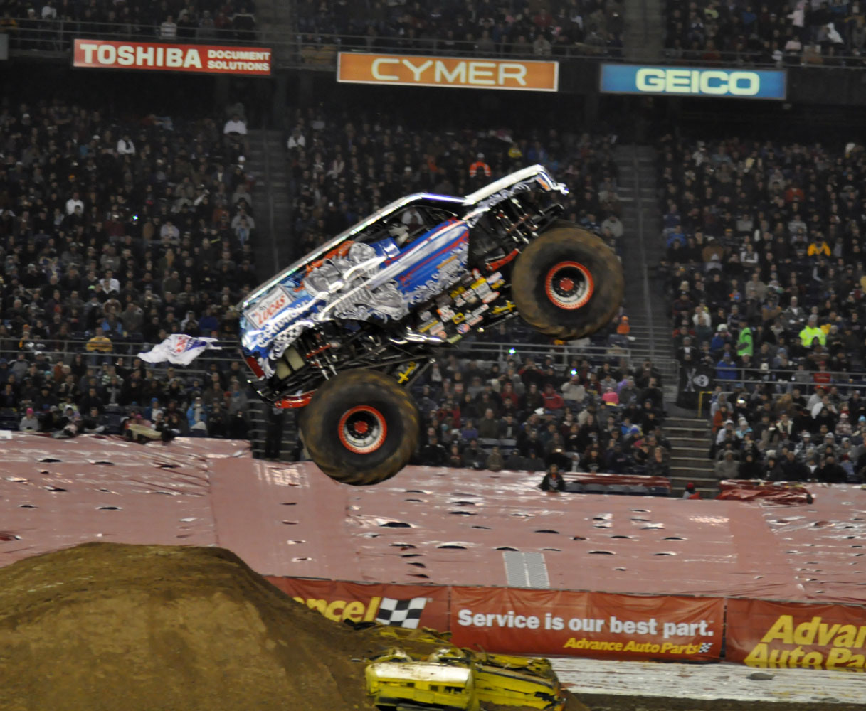 JustaCarGal: Monster Jam 2012, Freestyle Lucas Oil Crusader