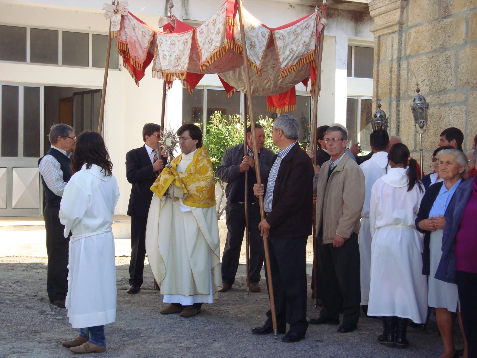 Caritas in Veritate: Pinheiros: Páscoa | Visita Pascal