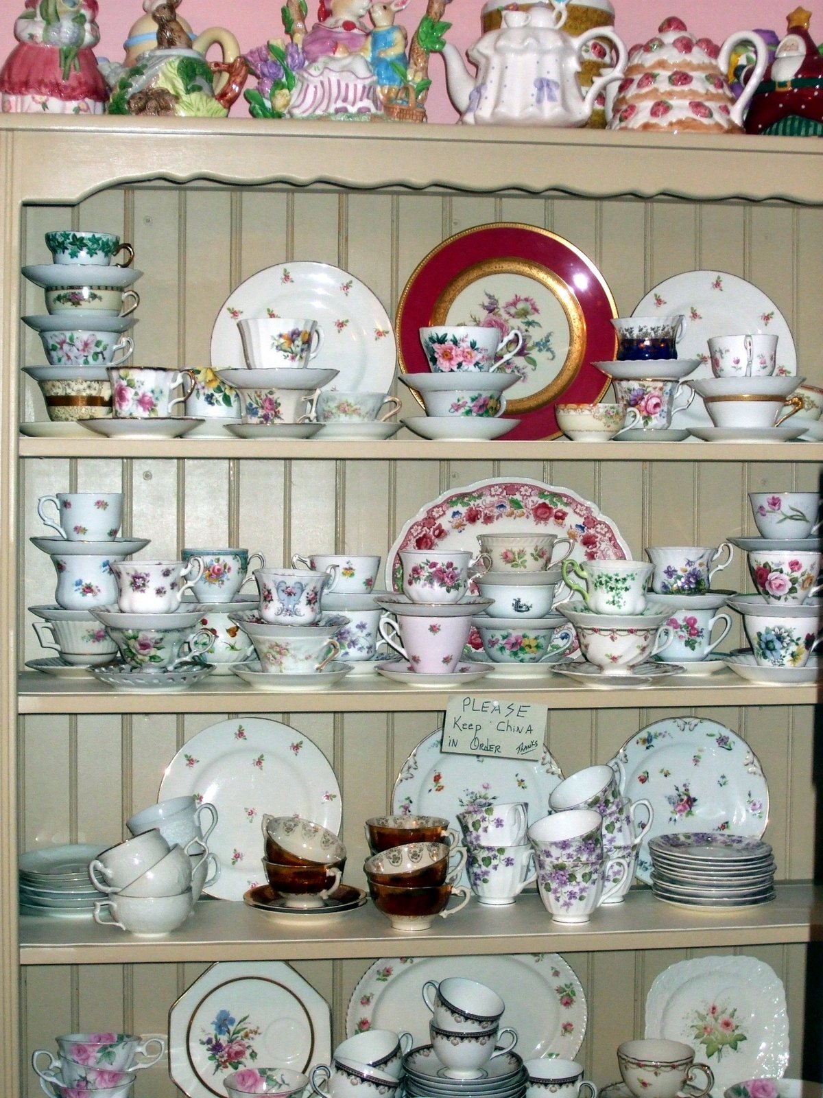 Rosemary's Sampler: Tea Room Decor - The Painted Tea cup