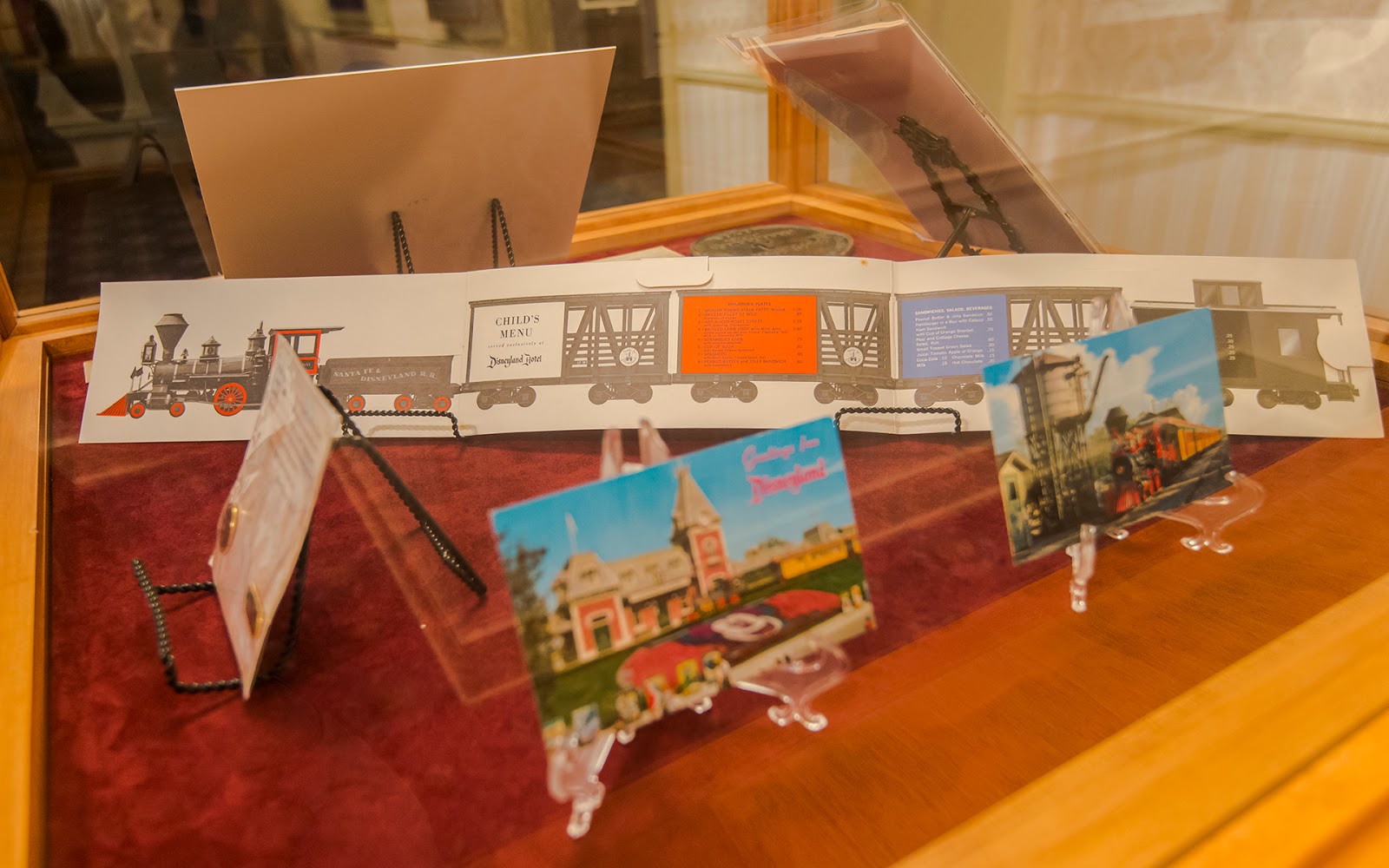 Disney Gallery: Disney's Steam Trains