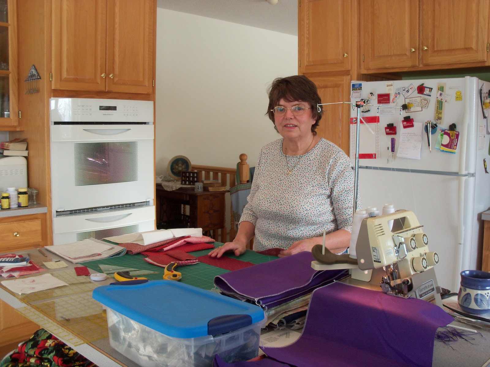 Creative B Designs: Open Sewing and Kitchen Curtains