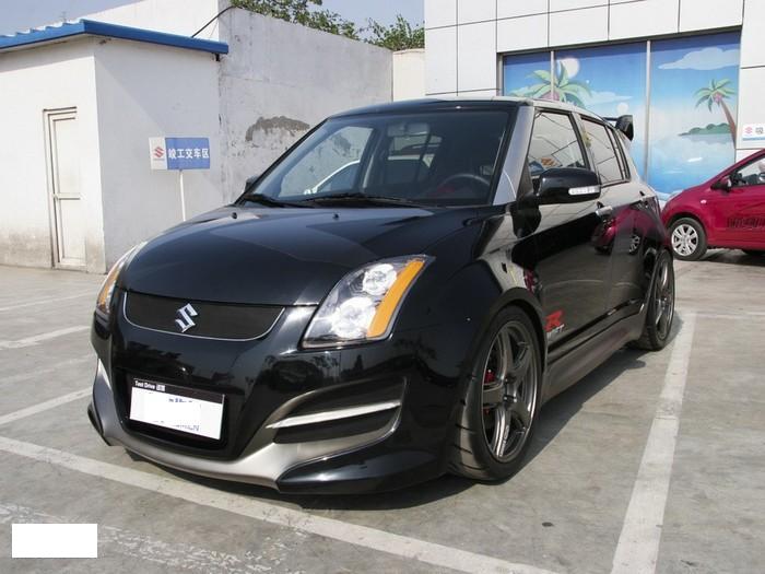 SUZUKI SWIFT: Swift R