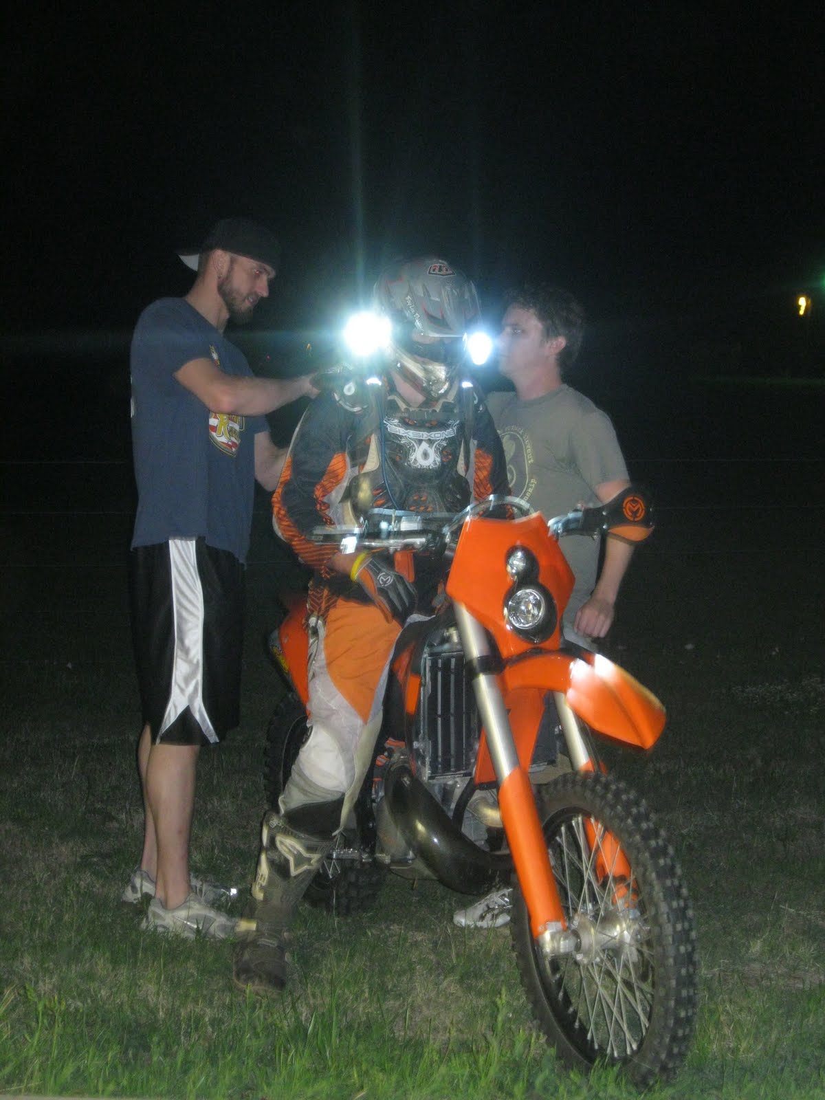 Vita Brevis Clothing: First Night Session...