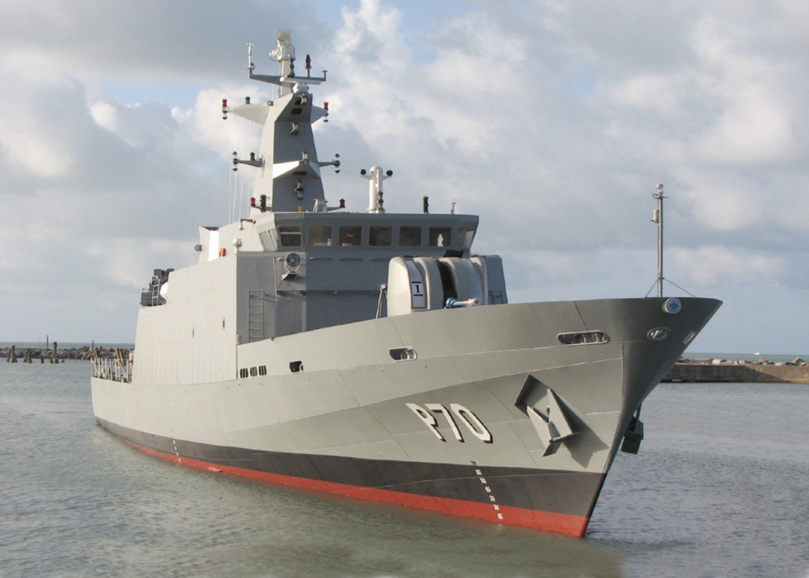 Naval Open Source INTelligence: Angolan military expenditure to top $13 ...