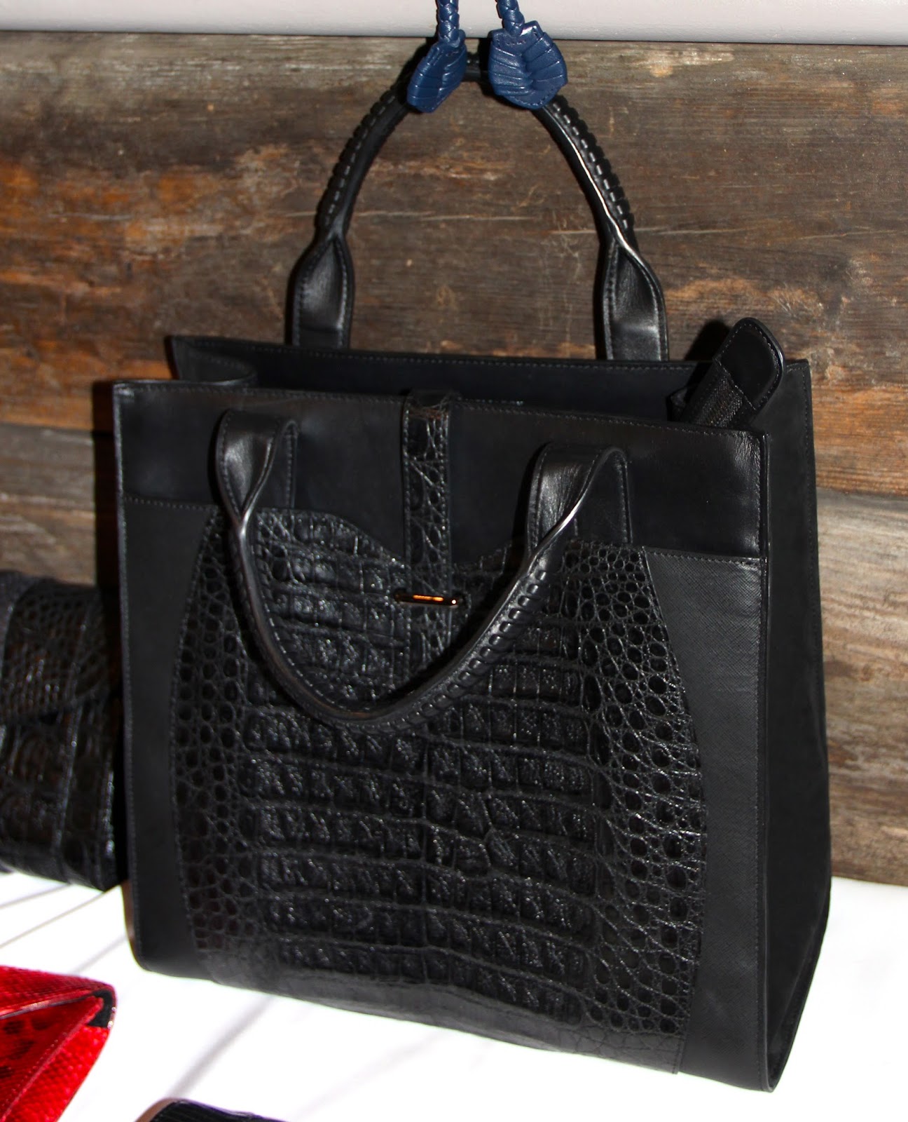 BACK TO WORK: M/W Accessories:Watches, Pearls, Handbags, Bow Ties