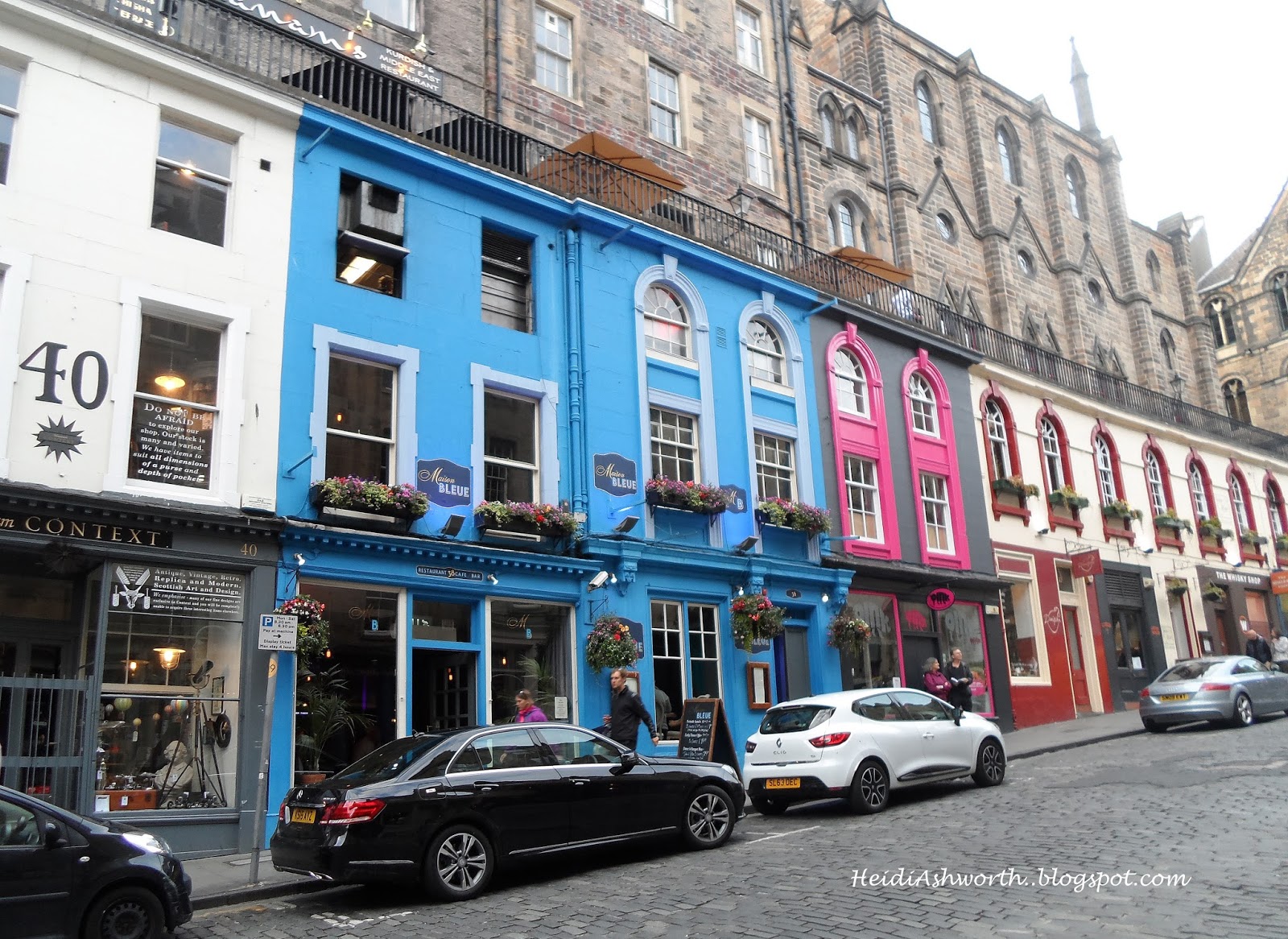 DUNHAVEN PLACE: Edinburgh! Scotland! A Preponderance of Walter Scotts!