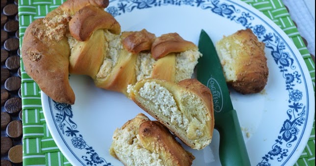 Russian Cheese And Lemon Bread - Russia ~ Tamalapaku