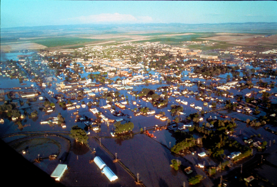 The Amazing Teton Dam Disaster (Yellowstone region)