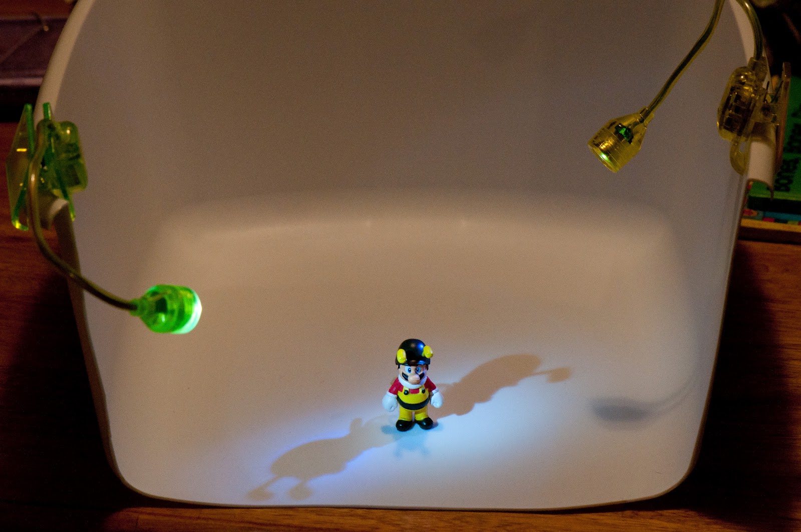 1,000 Dirty Faces: Mini-Cyc and Lights