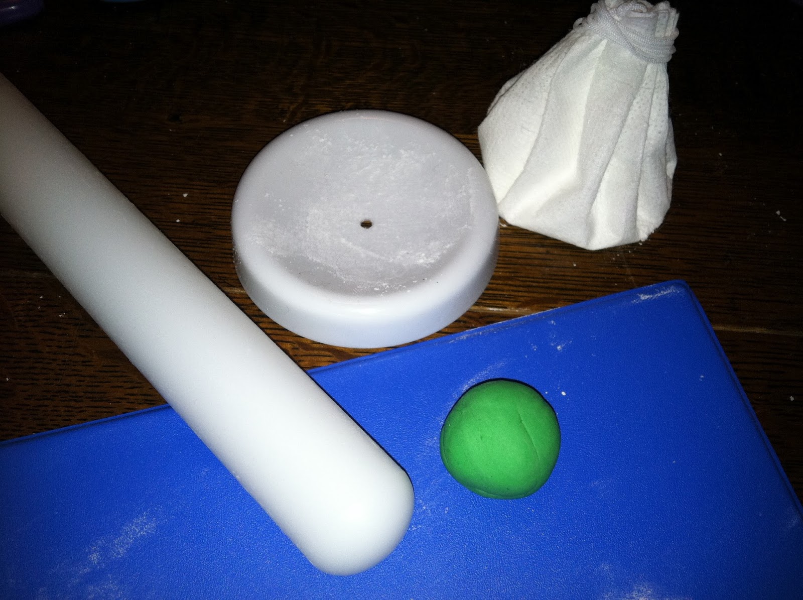 Wallpaper Too Much Paste | New hd wallon