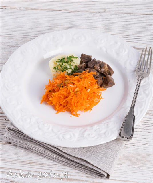 asiawkuchni.blogspot.de: GULASZ Z SERC WIEPRZOWYCH I NOMINACJA do ...