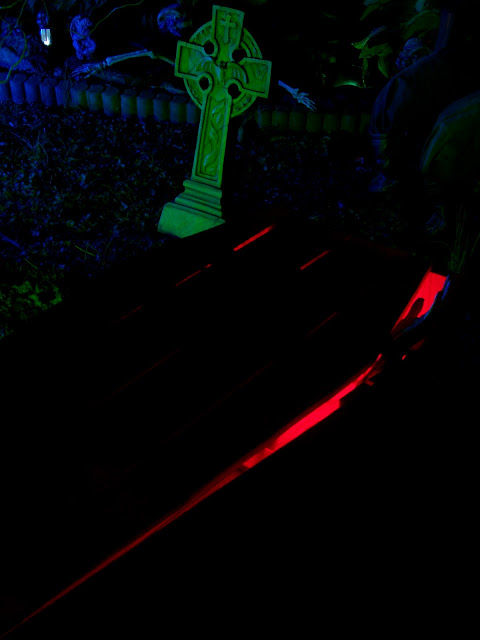 Something wicKED this way comes....: Terror-ific Tuesday in the land of ...