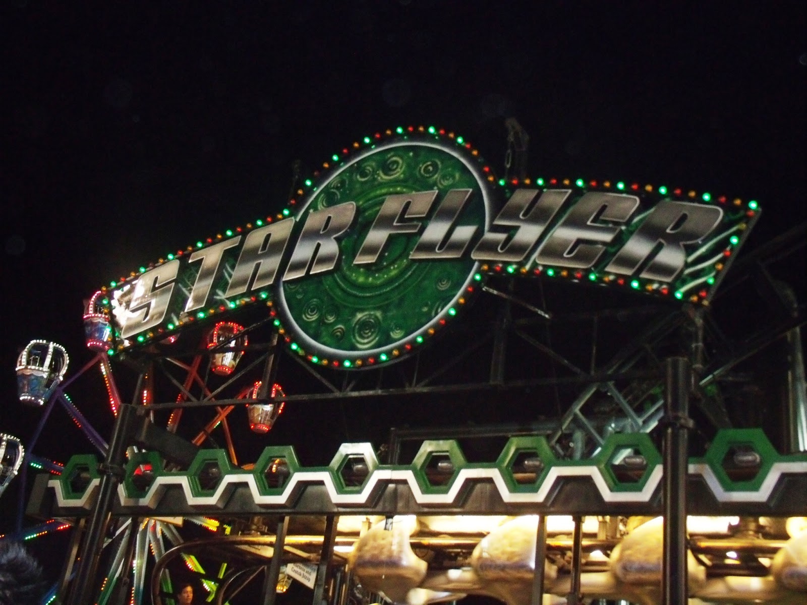 the adventures of "Dora" ... ;): ... Star city, Manila ... ;D