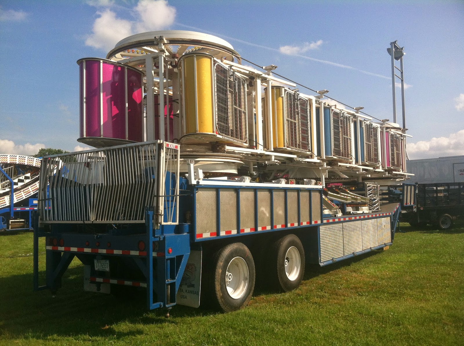 Carnival Chasing : Powers Great American Midway's 2014 Set up day 1