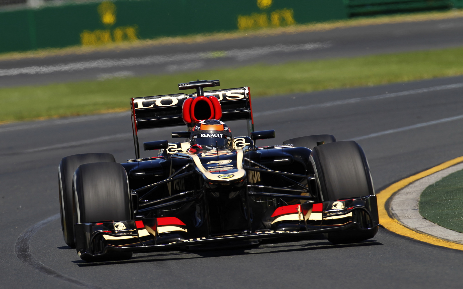 LOTUS: E21 PROMISE GOOD RACE - FORMULA 1