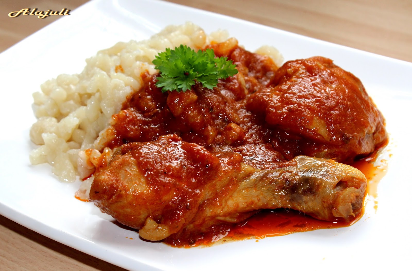 Alajuli: Csirke pörkölt