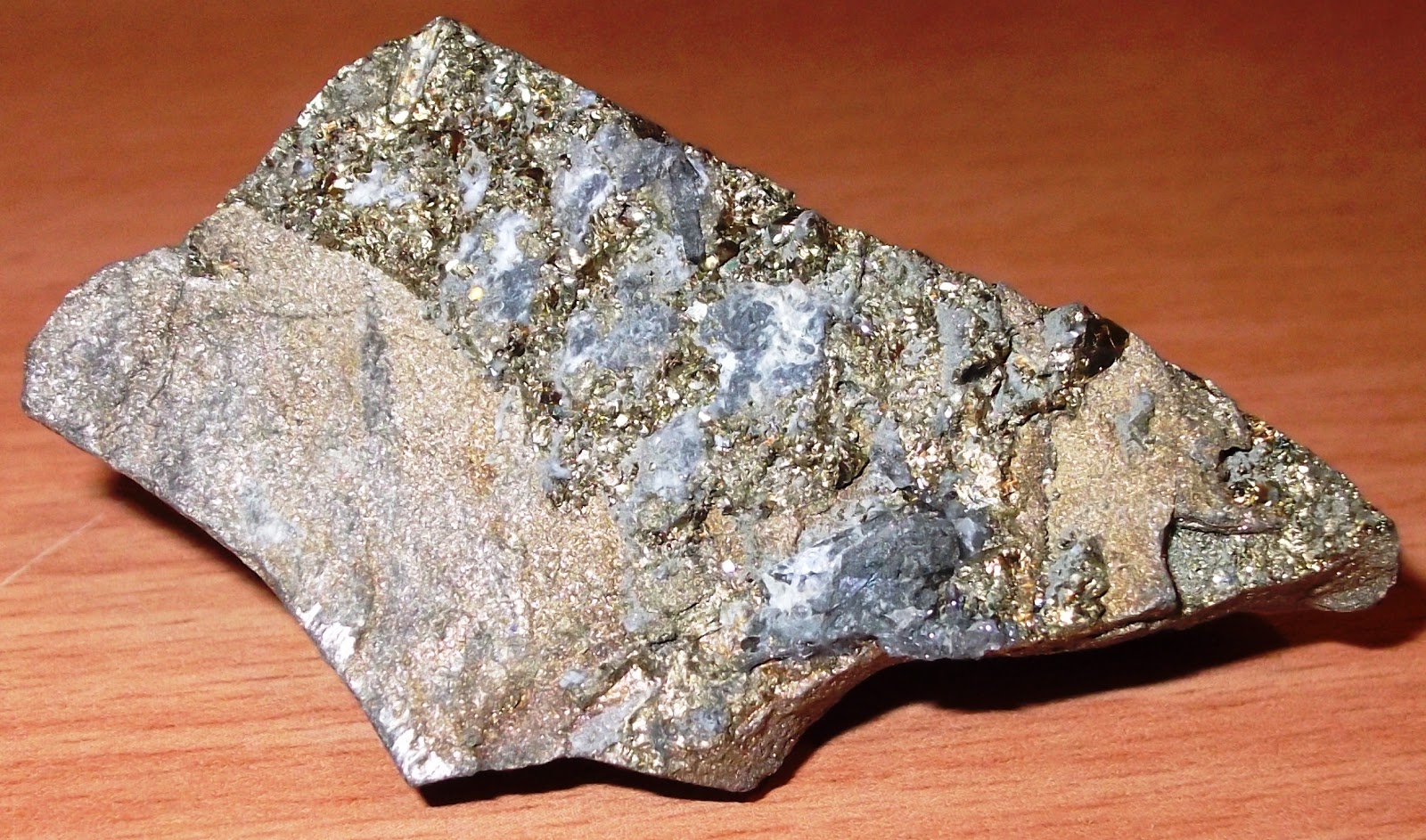 Mina de Neves Corvo - Mineral Pedra