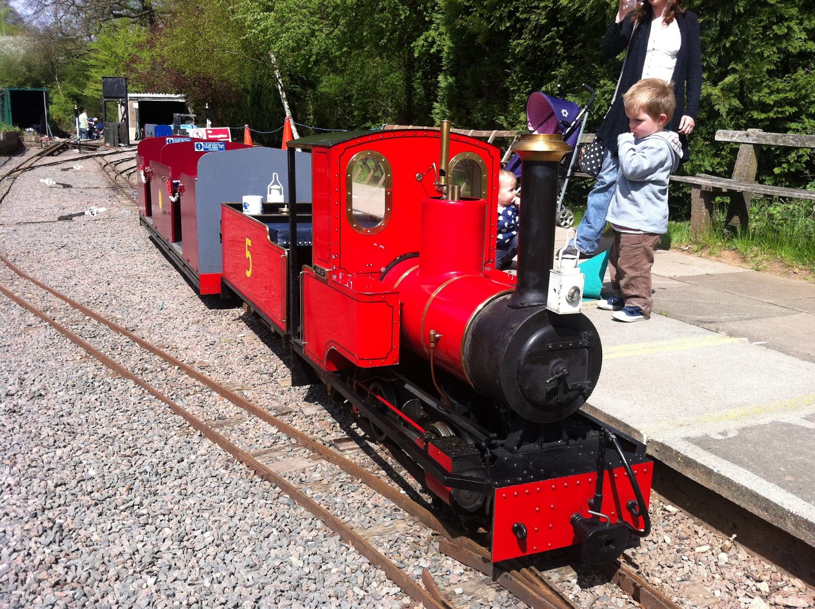 Sam's World: A Cracking Day at GEC...