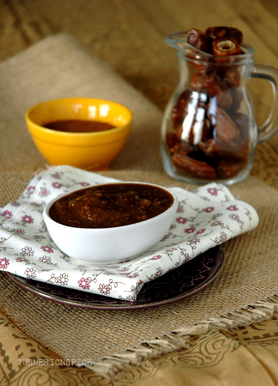 Turmeric n spice: Tamarind n Dates chutney