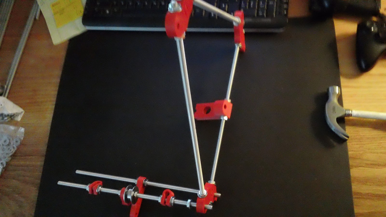 Tom's 3D Printer Guide: Affix front threaded rods to frame triangles
