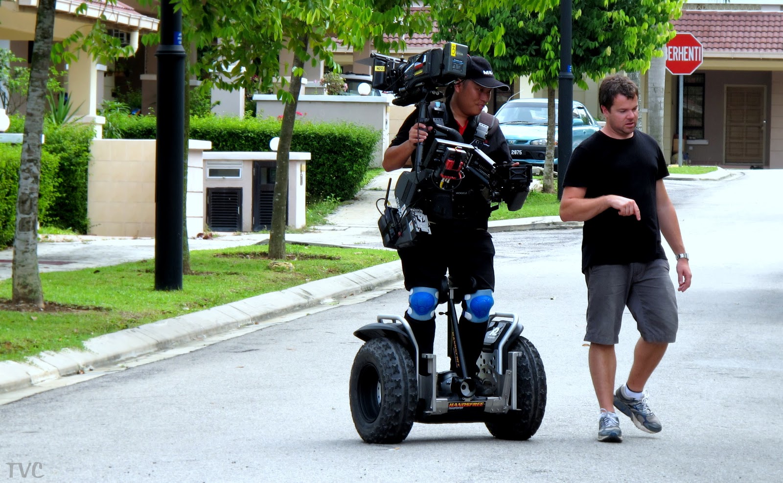 Steadicam Operators Haris Hue: Segway - TV Commercial ( Omega 3 )