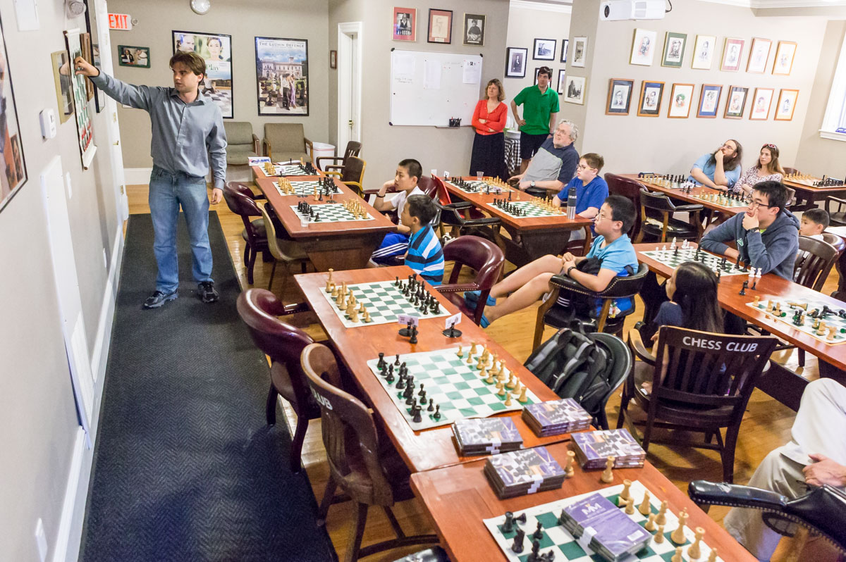 Boylston Chess Club Weblog: Shankland lecture Photos by Tony Cortizas, Jr.