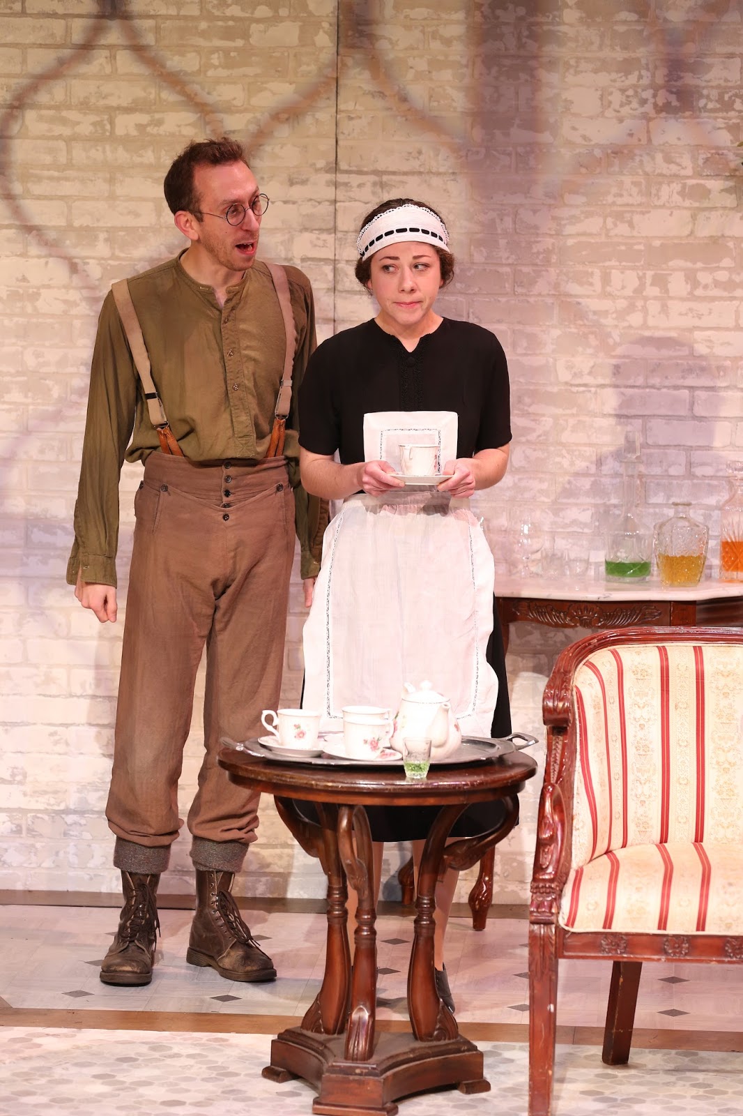 THEATRE'S LEITER SIDE: 2 (2017-2018): Review: THE ROUNDABOUT (seen May ...