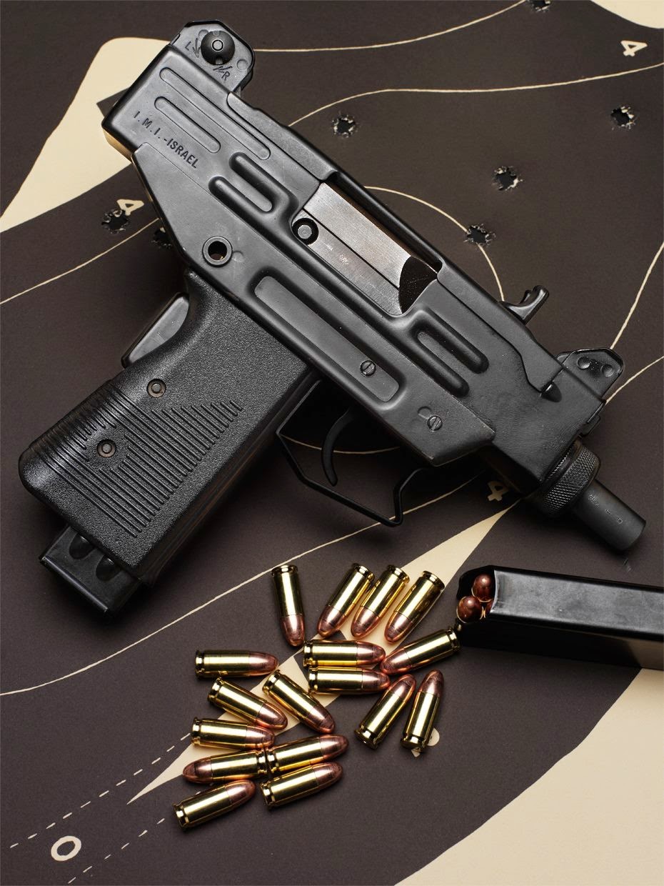 WARFARE Blog: IMI UZI - Um ícone da engenharia bélica de Israel.